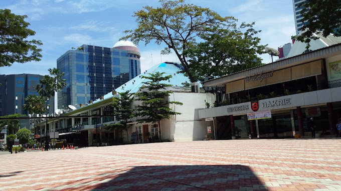 Penerimaan Mahasiswa Baru Universitas Bakrie TA 2023/2024 - Biaya Kuliah Penerimaan Mahasiswa Baru Universitas Bakrie TA 2023/2024 - Biaya Kuliah