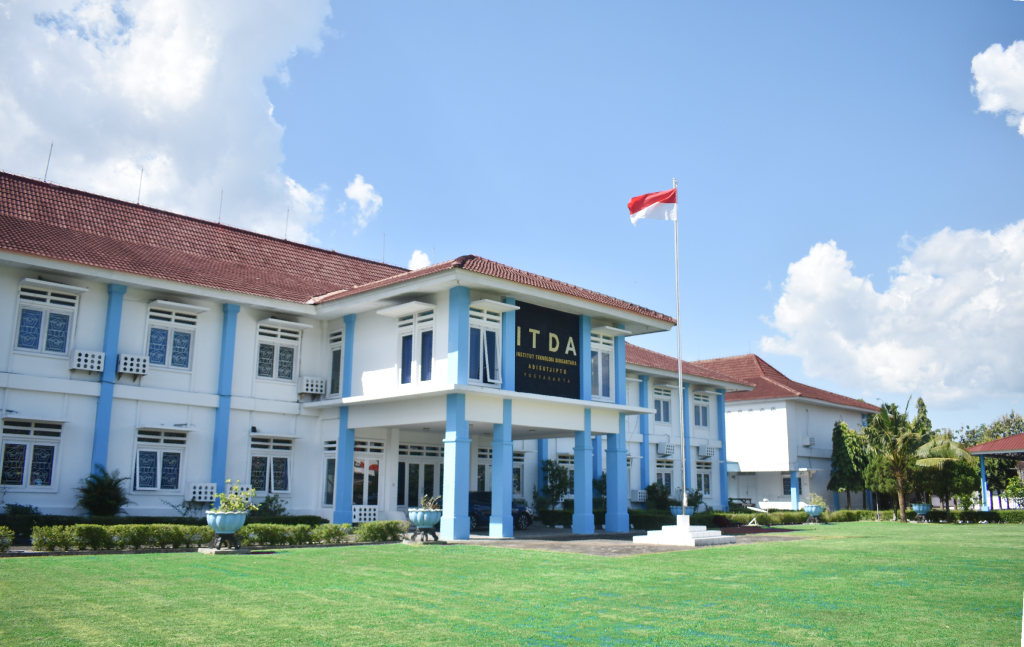 Biaya Pendidikan Institut Teknologi Dirgantara Adisutjipto (ITDA) TA ...